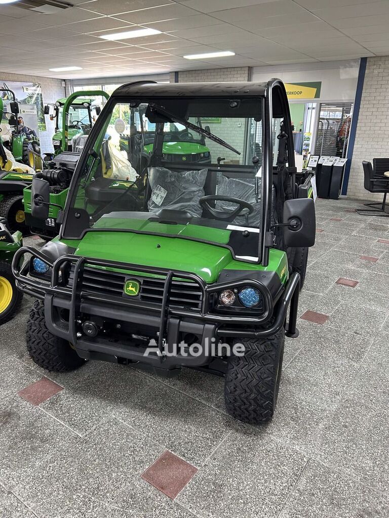 Novi John Deere HPX815E UTV