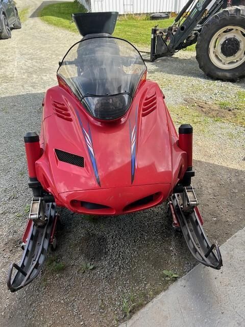 Prodaje se Snøscooter Yamaha V Max 600 motorne sanke na aukciji