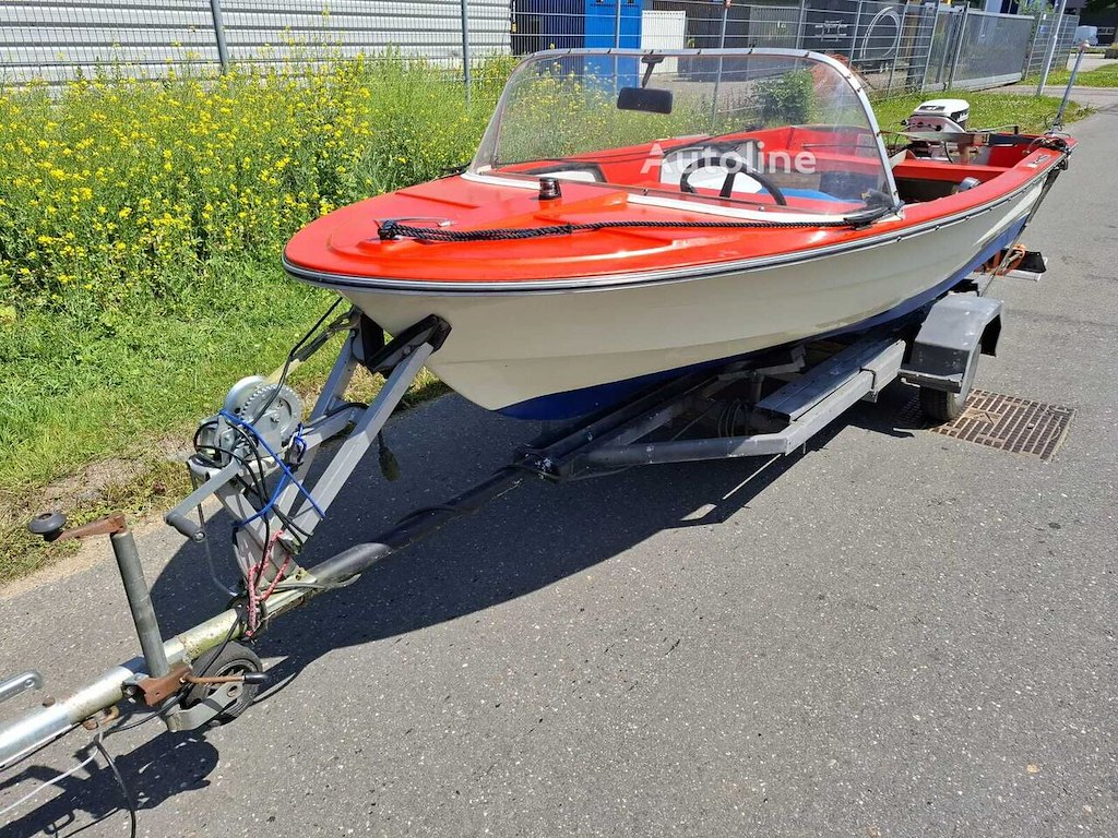 Prodaje se Placom Speedboot met trailer čamac na aukciji