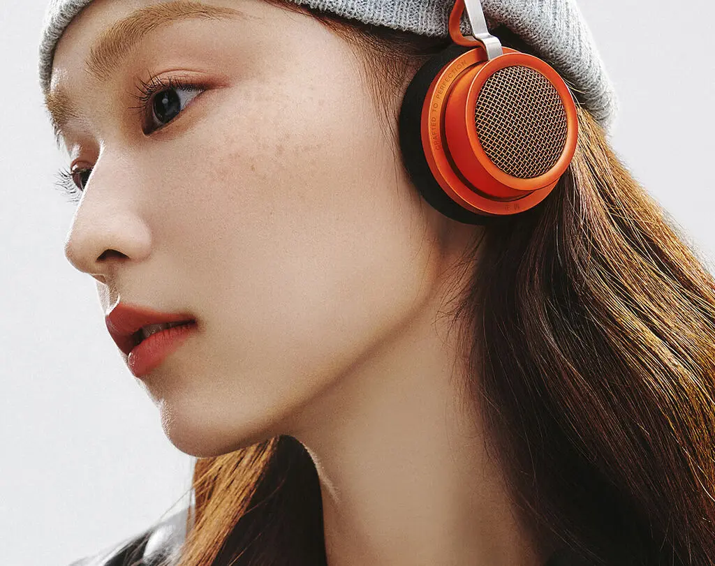 Edifier Bluetooth slušalice, Narandžaste