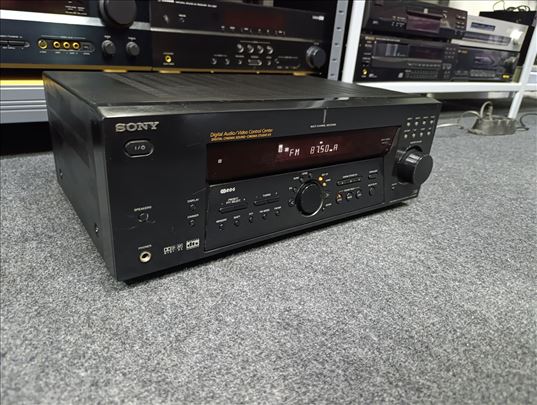 Sony STR-DE 675