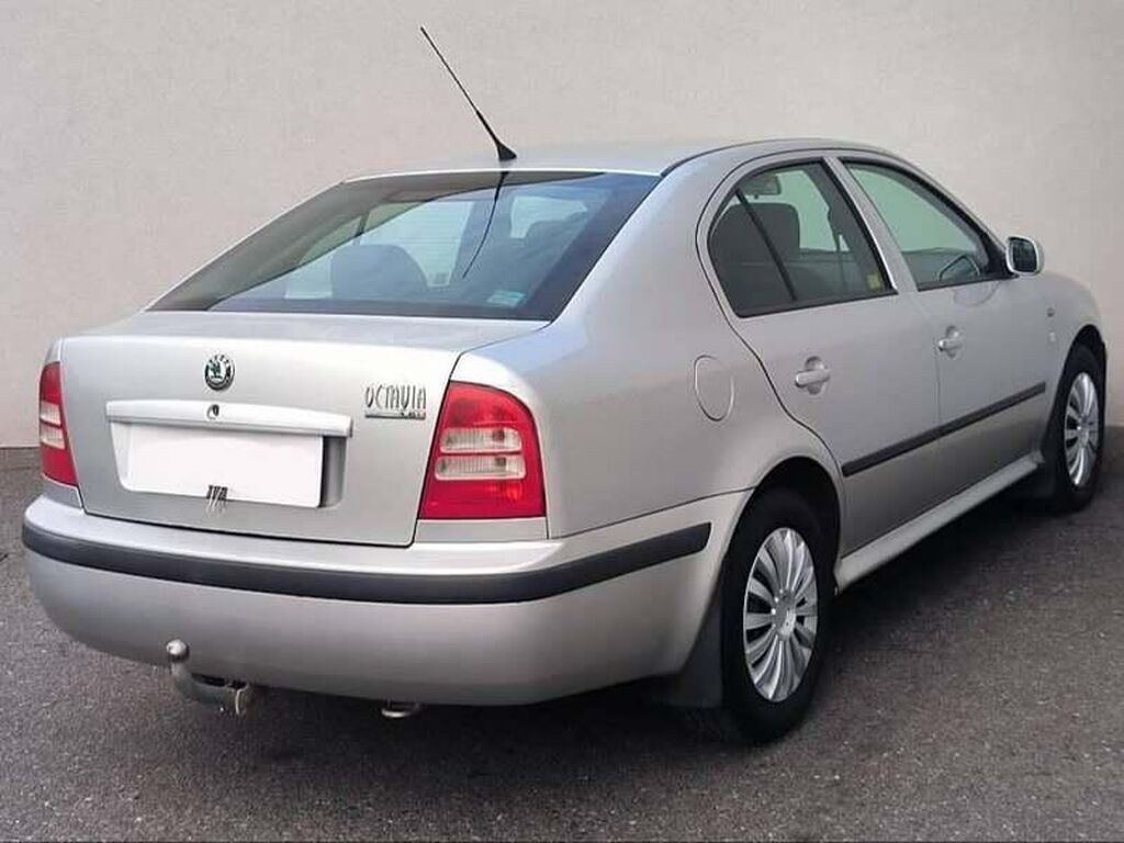 ŠKODA OCTAVIA I 1.6I - KOMPLETAN AUTO U DELOVIMA | Kompletan auto u