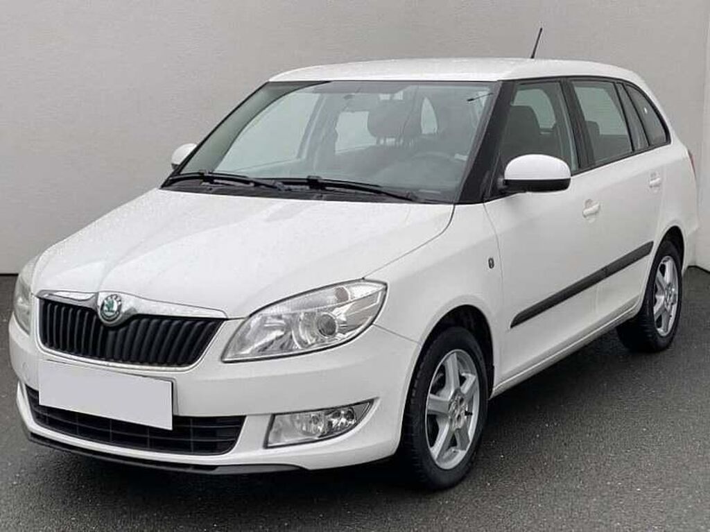 ŠKODA FABIA II 1.4TDI - KOMPLETAN AUTO U DELOVIMA | Kompletan auto