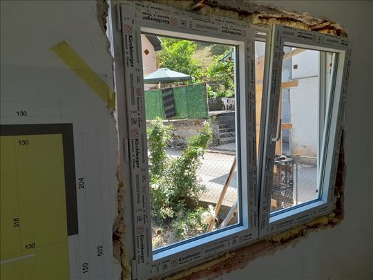 Dvokrilni prozor/ 150x120 / 8 komora /Kirchberger