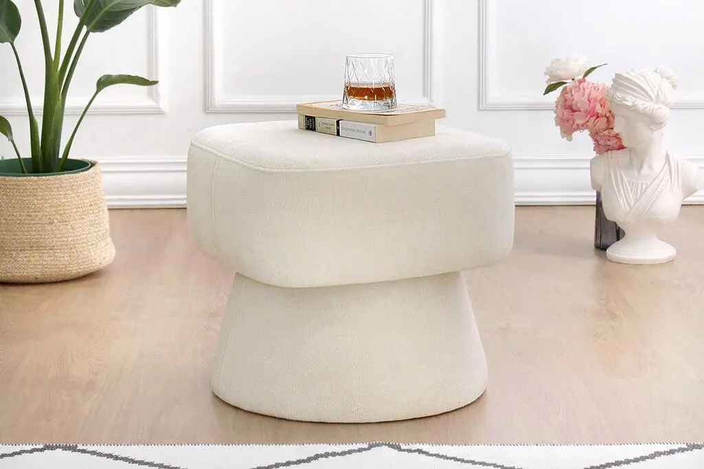 Atelier del Sofa Tabure, Beli