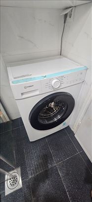 Indesit Veš mašina 7kg