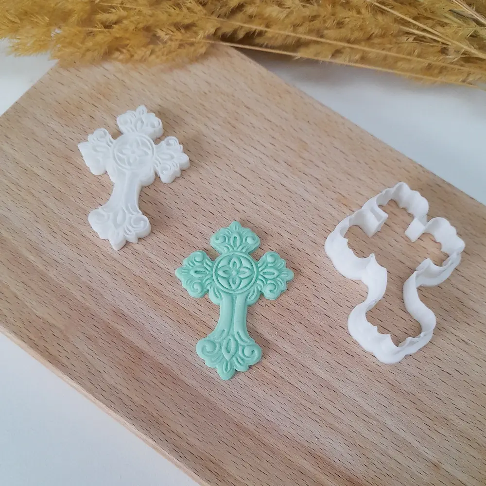 KREATIVNI SLATKIŠI Modla za kolače i ukrase Slavski krst , 8 cm, Bela