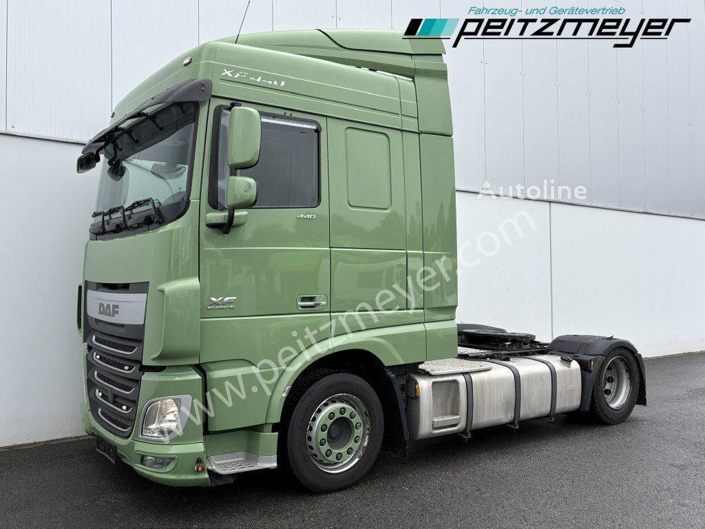 DAF XF 440 FT Lowliner luft-luft tegljač