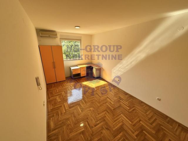 Garsonjera na Grbavici 24m2