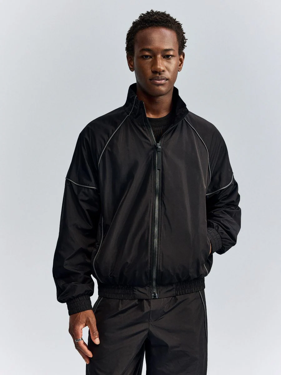 Jakna sa podignutom kragnom