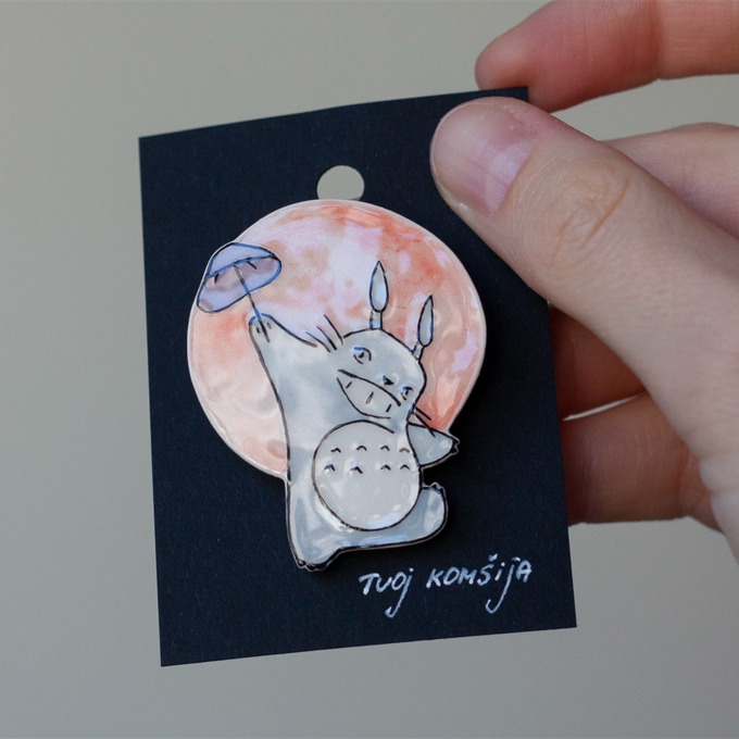 Keramički broš Totoro