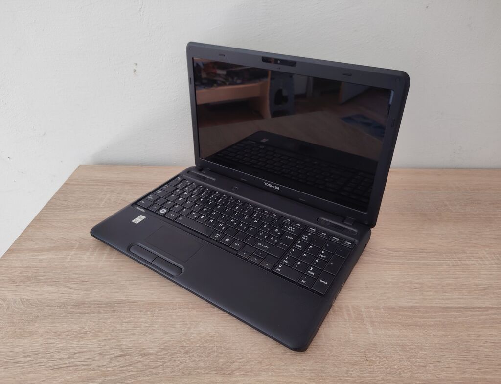 Na prodaju Toshiba satellite C660-127 u odličnom stanju, spreman za