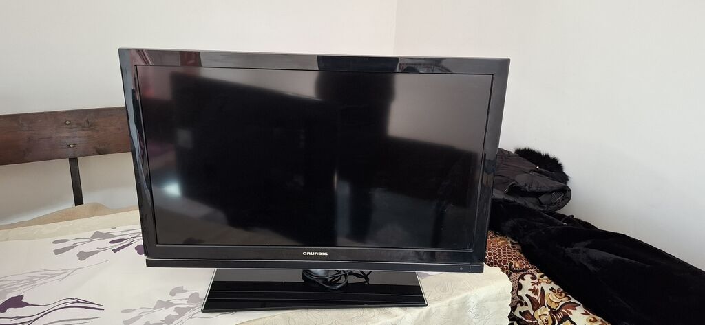 GRUNDIG i SAMSUNG LCD televizori – 32 inča - Dijagonala: 32" (80 cm)