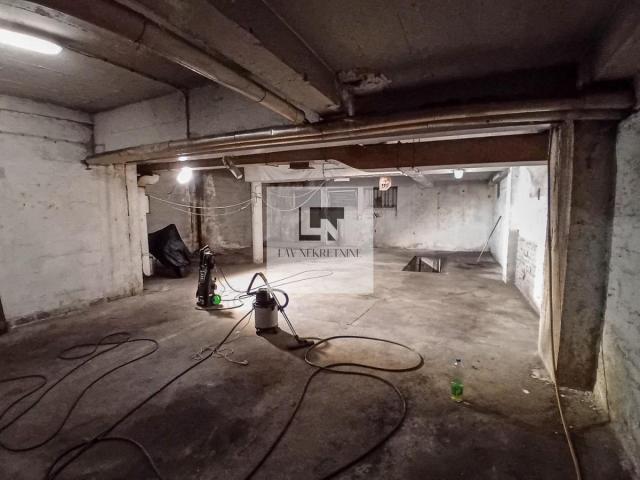 Izdaje se višenamenski poslovni prostor – Dorćol | 150 m²