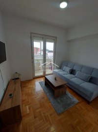 Odličan stan na Ledinama, pripadajuće parking mesto ID#25636