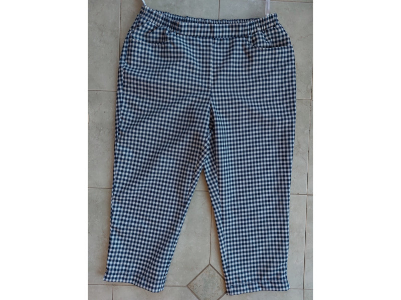 teget karirane pantalone kao nove 44 XL
