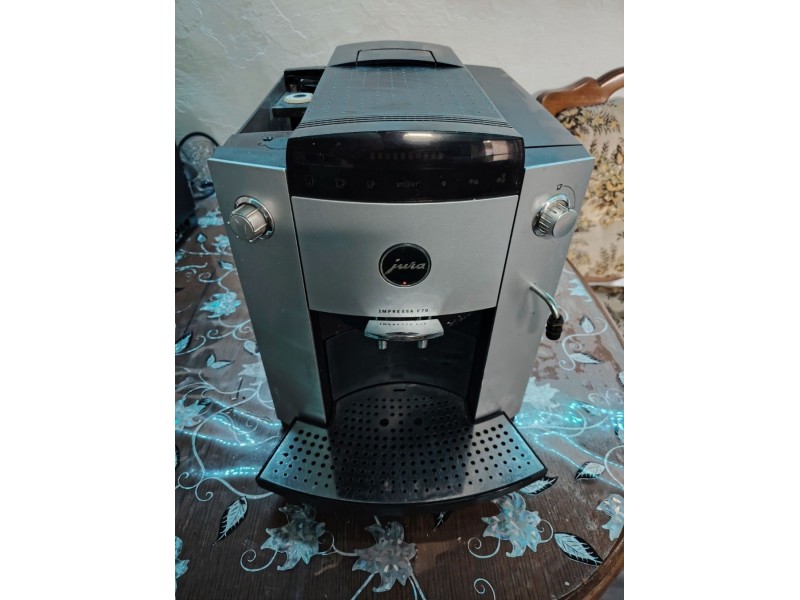 Aparat Jura F70