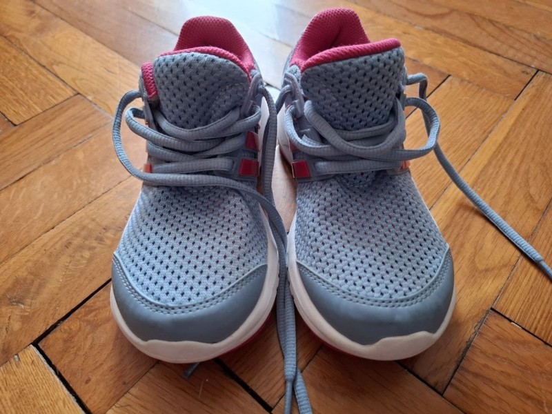 Patike za devojcice adidas C12(30,5)