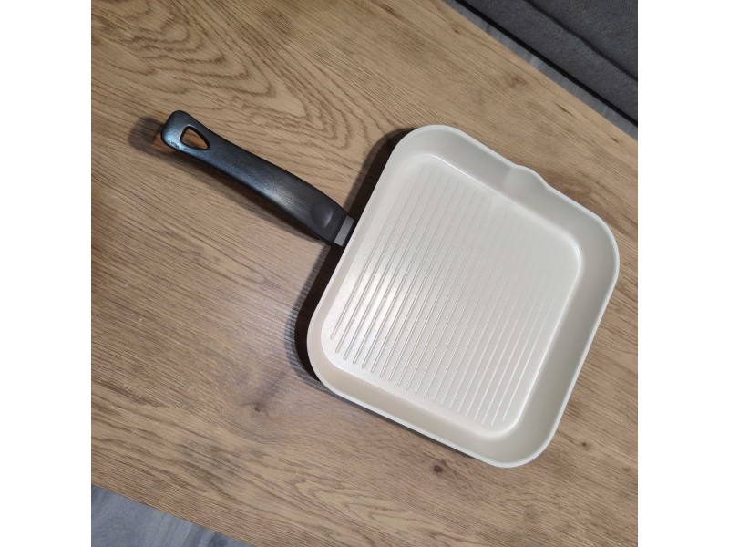 Grill Tiganj Delimano - MINT STANJE - Kao NOV