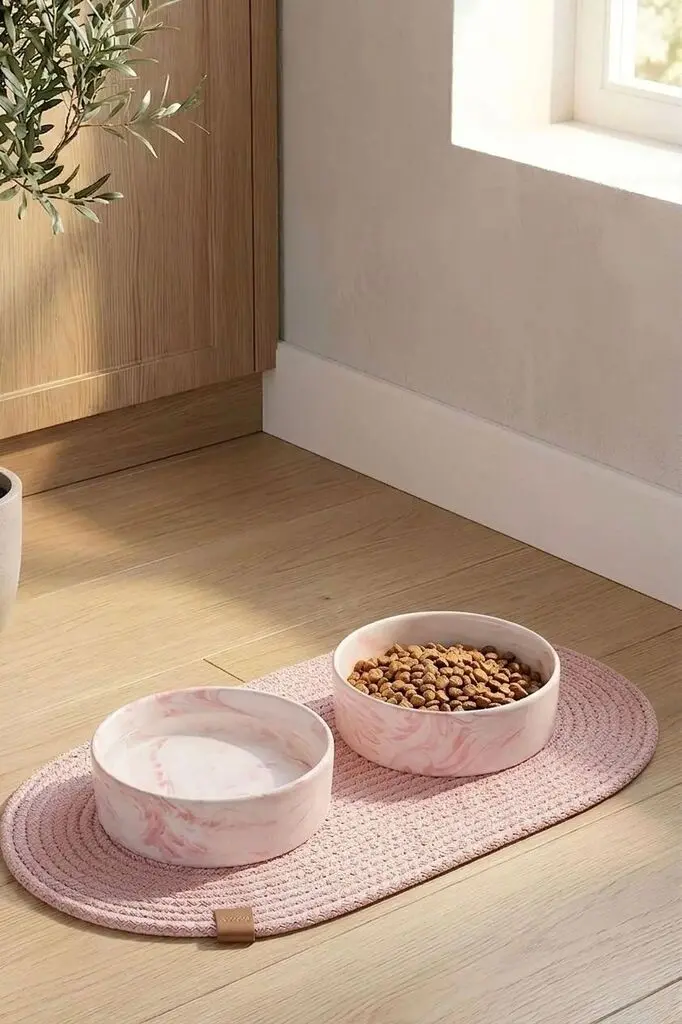 Paws & Whiskers Set činija za hranu za kućne ljubimce, 2 komada, Roze