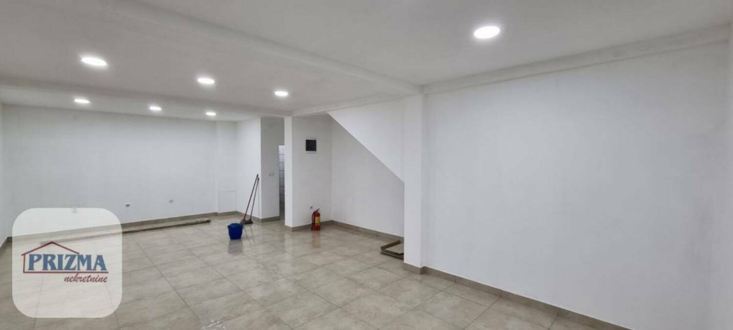 Poslovni prostor / Lokal, Paraćin | Prodaja · 120m² · 120.000€