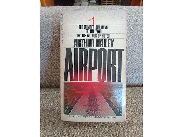 Airport by Arthur Hailey
