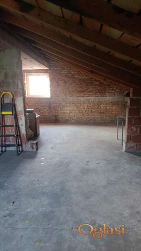 Nova kuća 204m² / plac 12ari – Radičević, Bečej.