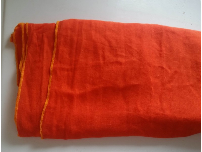 = Velika marama 178 x 80 cm
