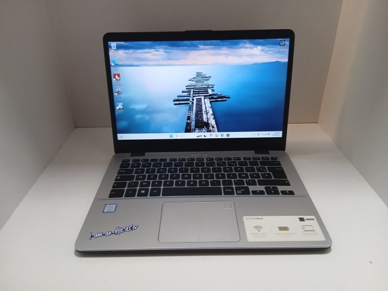 Asus 14" FHD i5 7200u, 8GB, 128SSD, Intel 620