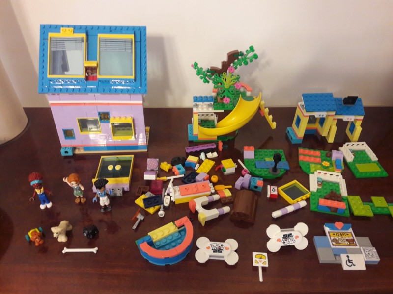 Lego friends Centar za spasavanje pasa