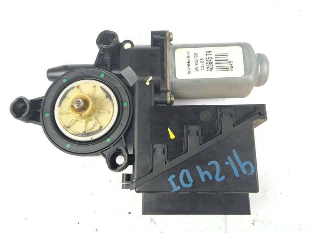 MOTOR PODIZAČA STAKLA ZA VOLKSWAGEN POLO OD 2001. DO 2010. GOD. |