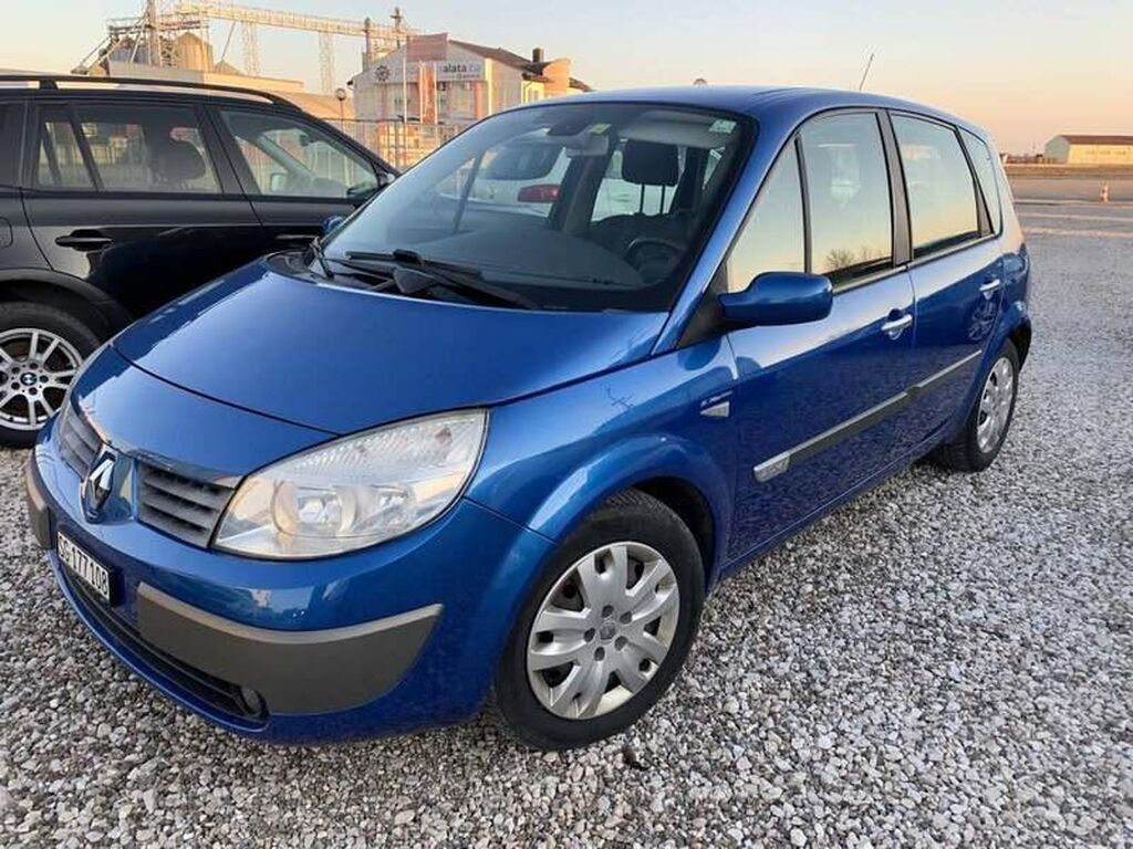 VOLAN ZA RENAULT SCENIC ZA 2006. GOD