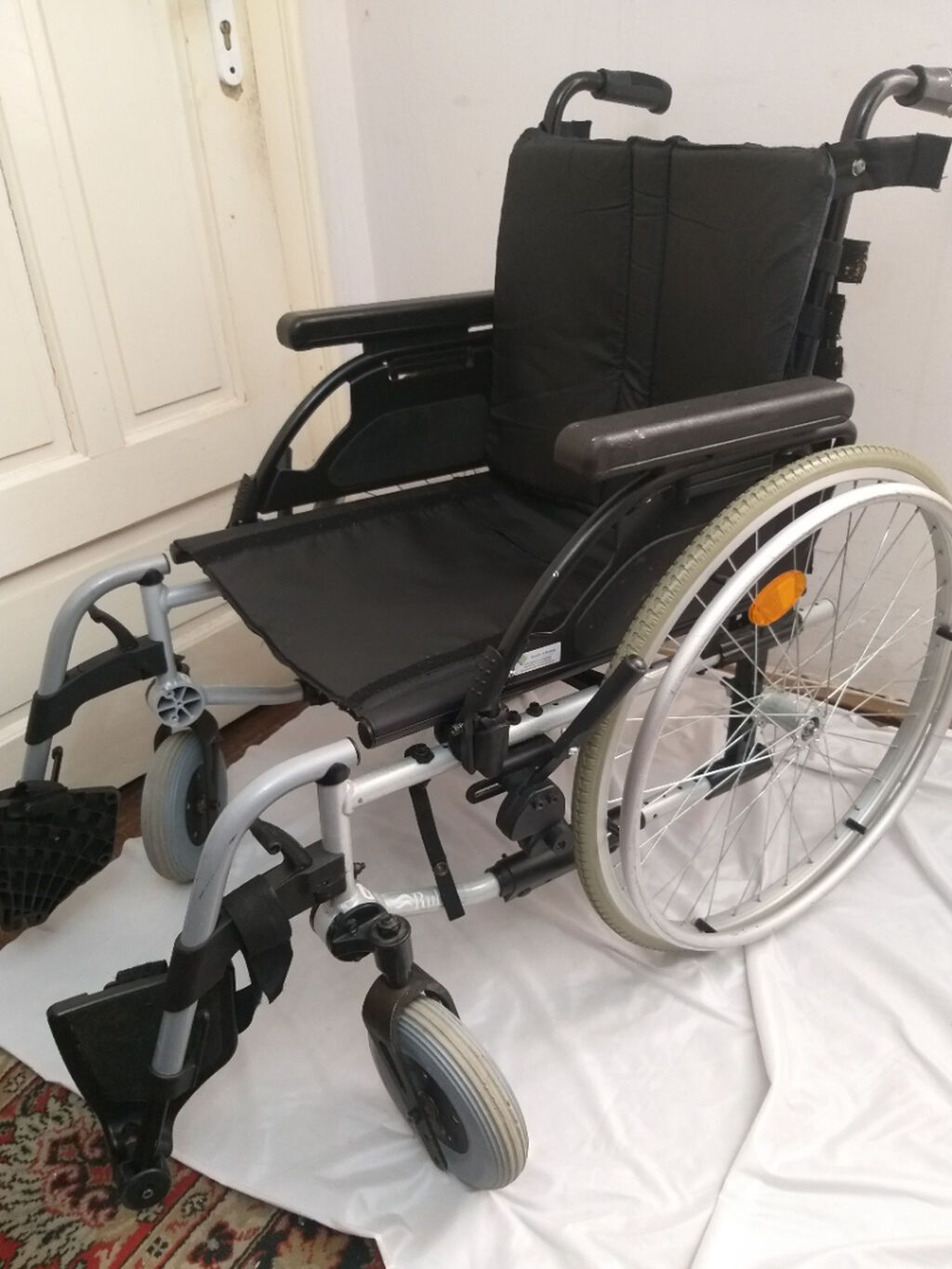 Nemacka aluminijumska invalidska koliva poznate marke BREEZY, u veoma