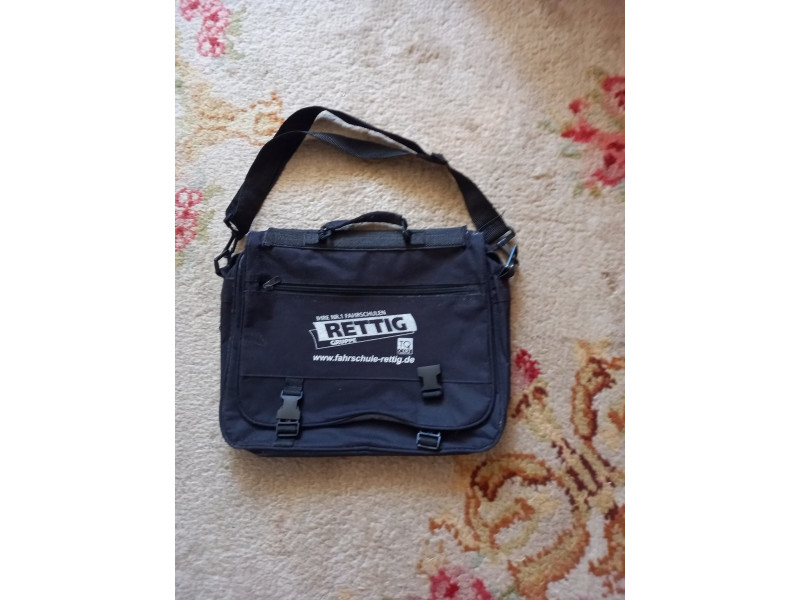 Torba za lap-top ili ..