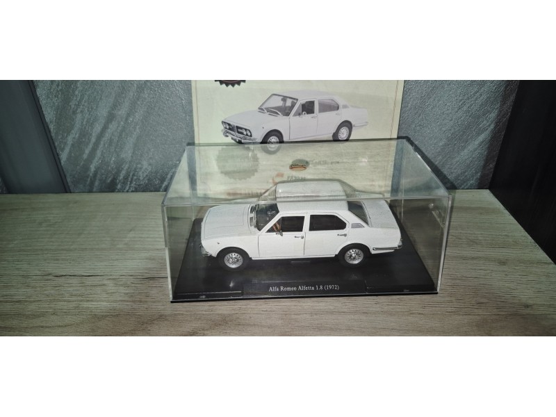 Leo Models Alfa Romeo Alfetta 1.8 (1972) 1:24