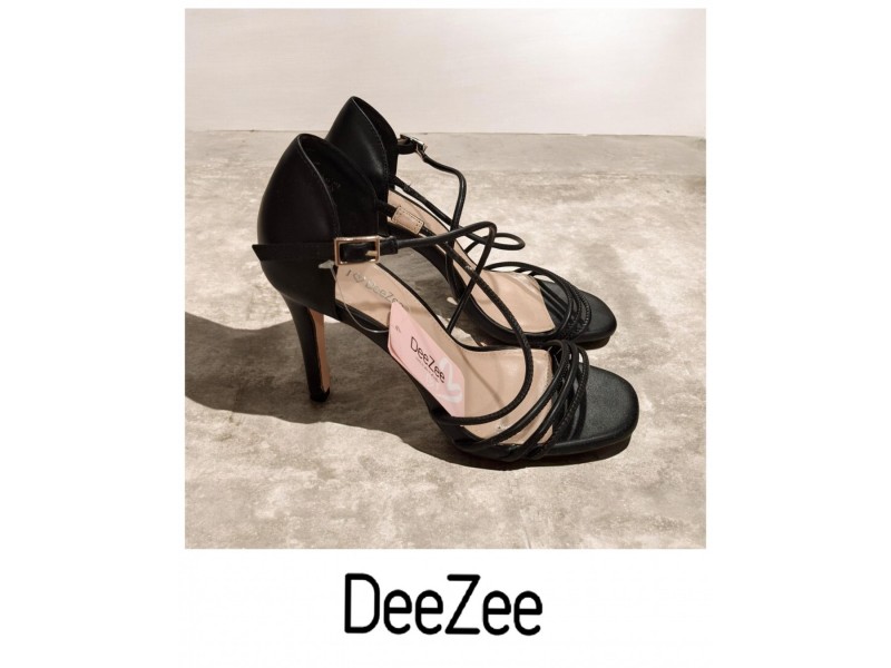 **Zenske DeeZee sandale NOVO 38**
