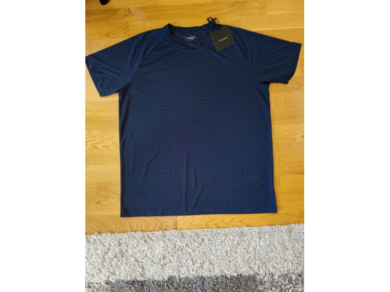 FALKE MAJICA XXL NOVO