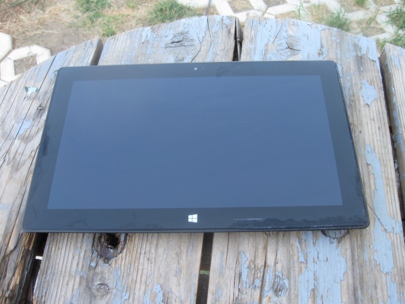 7.MICROSOFT Surface tablet za delove
