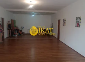 Prodaja Stan - Beograd, Voždovac centar