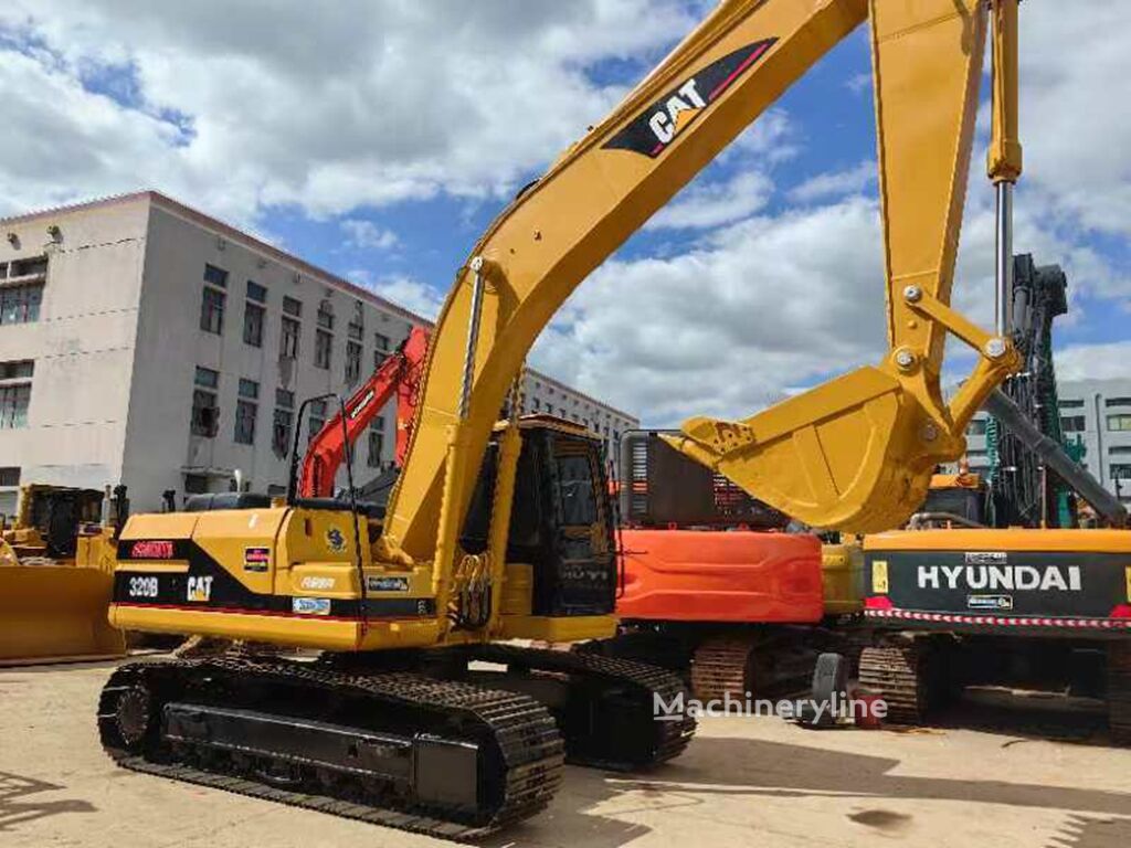 Caterpillar 320B bager guseničar
