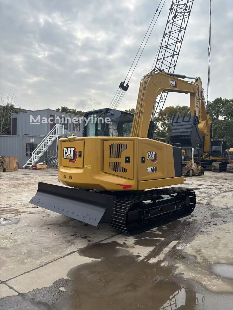 Novi Caterpillar 307.5 bager guseničar