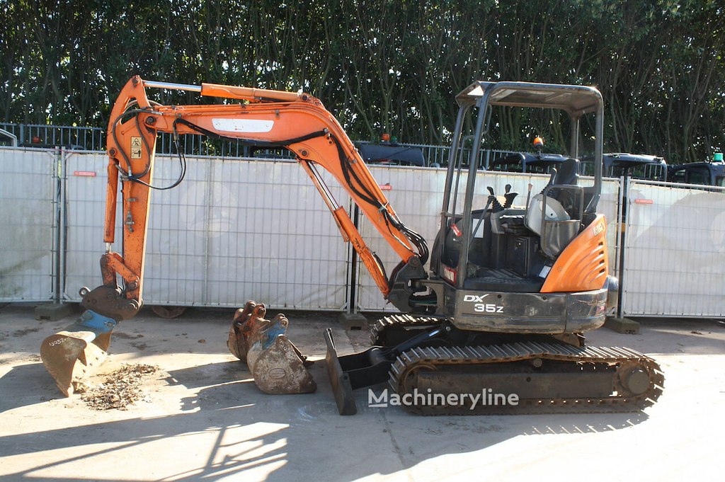 Prodaje se Doosan DX 35Z mini bager na aukciji