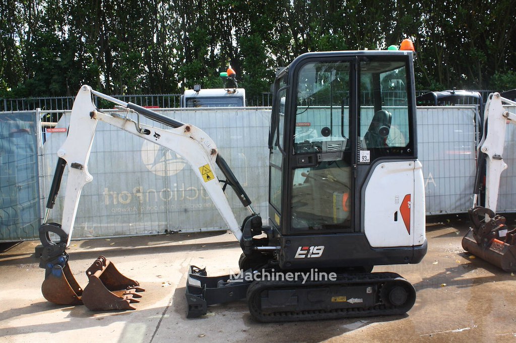 Prodaje se Bobcat E19 mini bager na aukciji