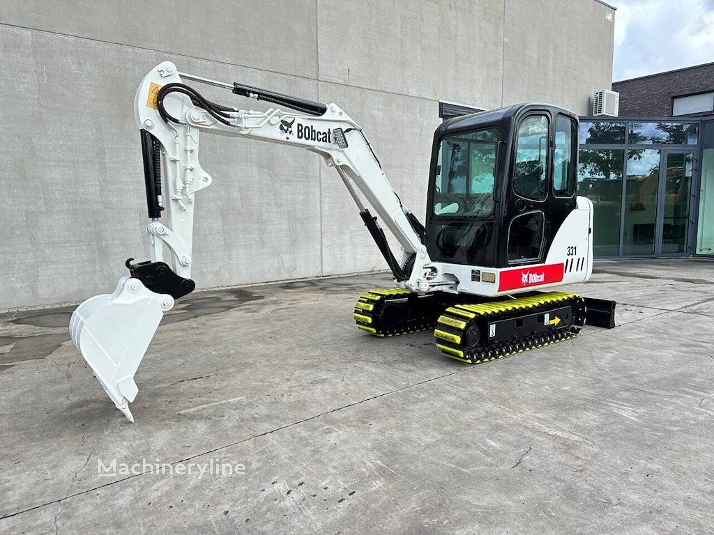 Prodaje se Bobcat 331 mini bager na aukciji