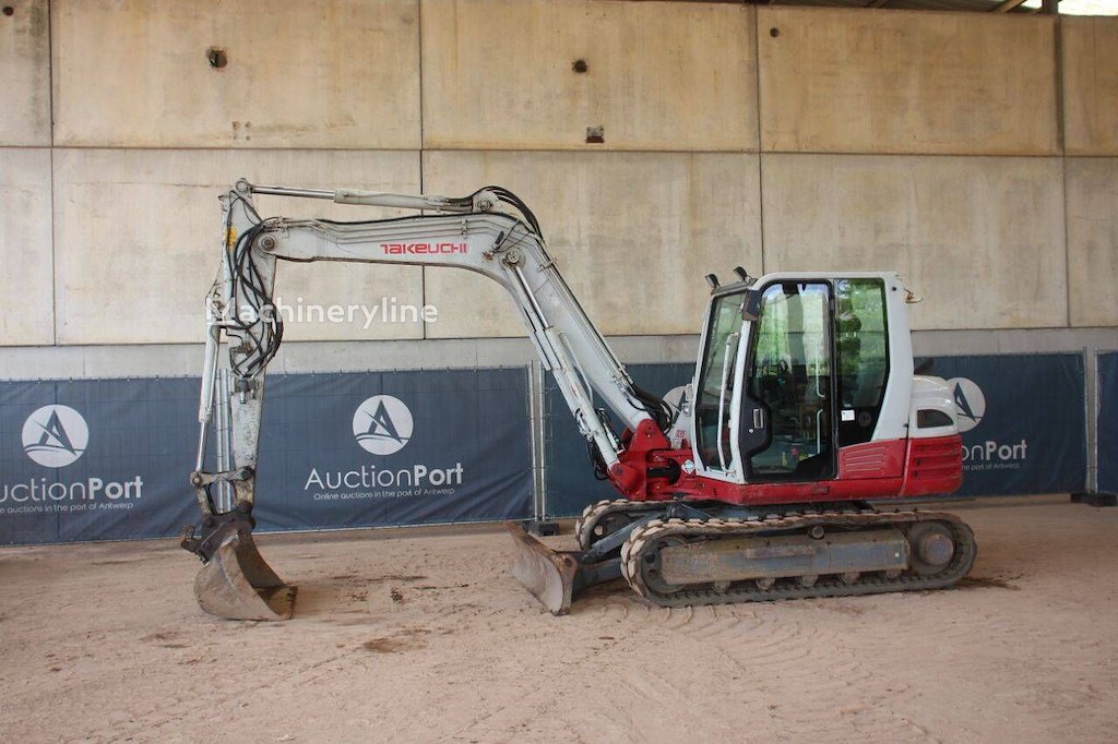 Prodaje se Takeuchi TB285 bager guseničar na aukciji