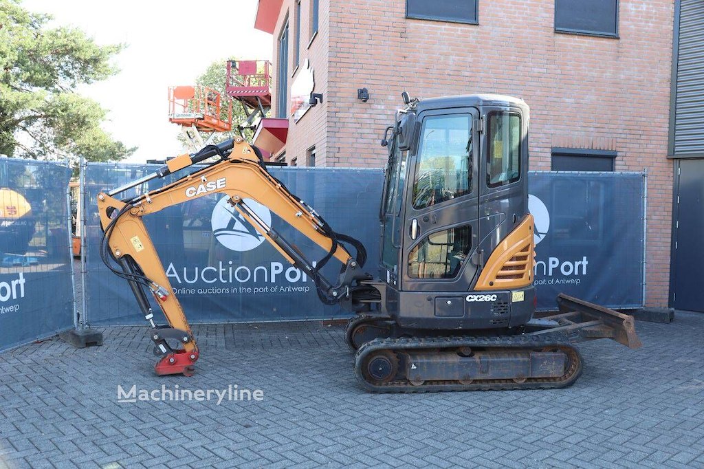 Prodaje se Case CX26C bager guseničar na aukciji