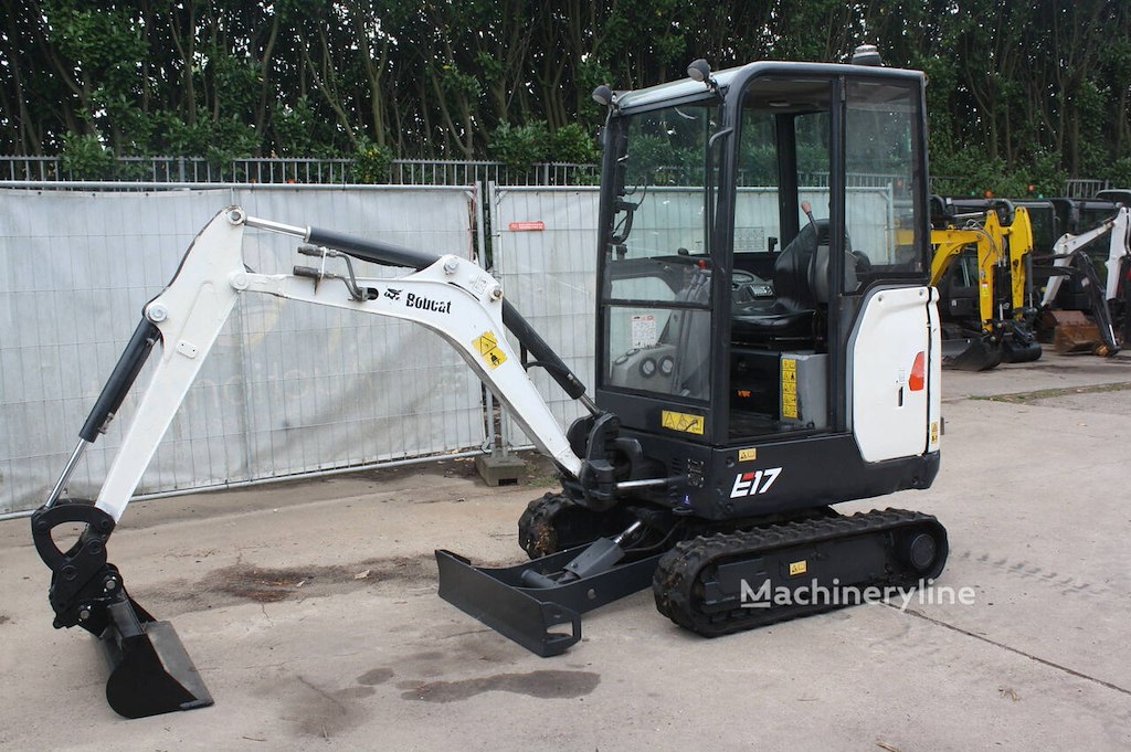 Prodaje se Bobcat E17 mini bager na aukciji