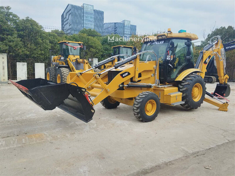 Caterpillar 420F bager-utovarivač