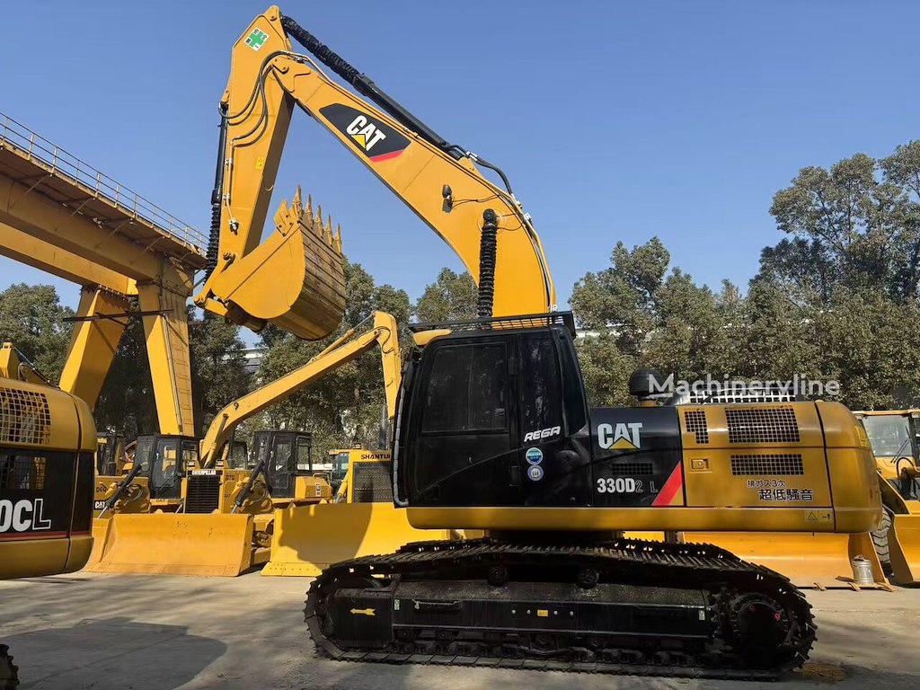 Caterpillar 330DL bager guseničar