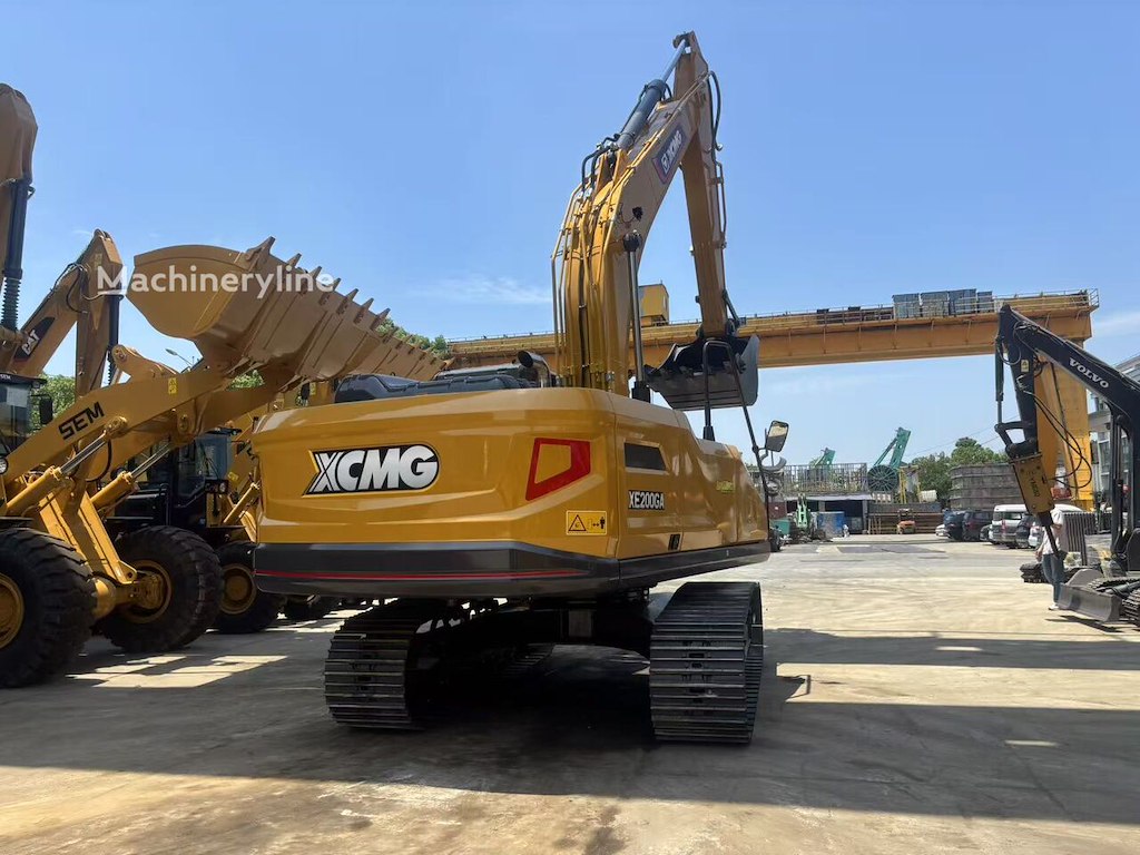 Novi XCMG XE200GA bager guseničar